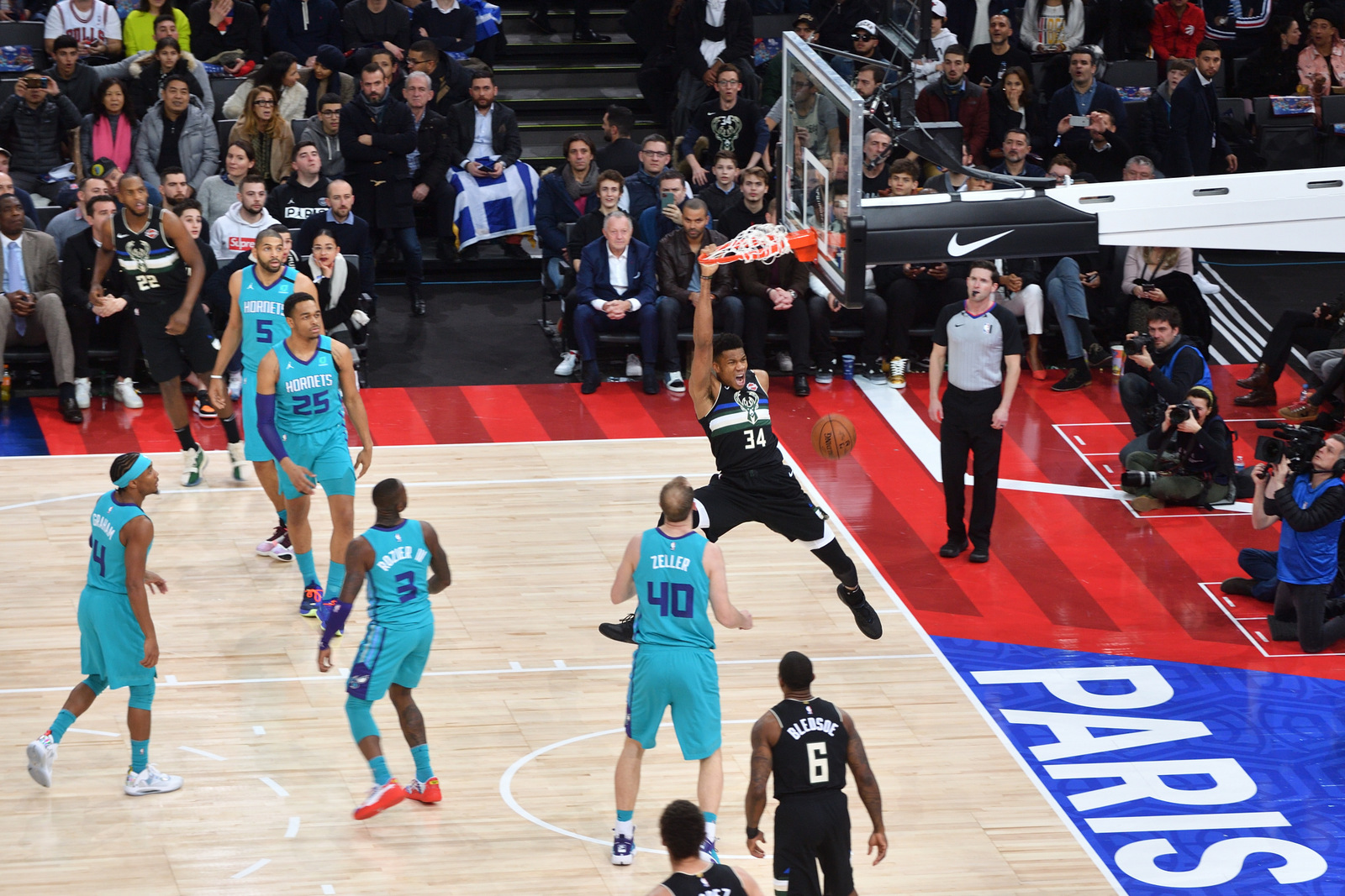 Retour en images sur le show NBA à l'AccorHotelsArena - Ville de Paris