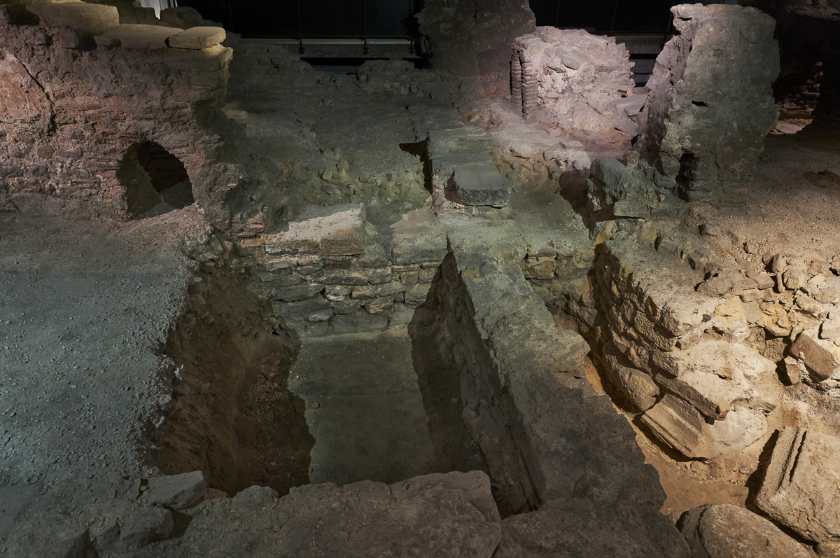 La Crypte archéologique rouvre au public - Ville de Paris