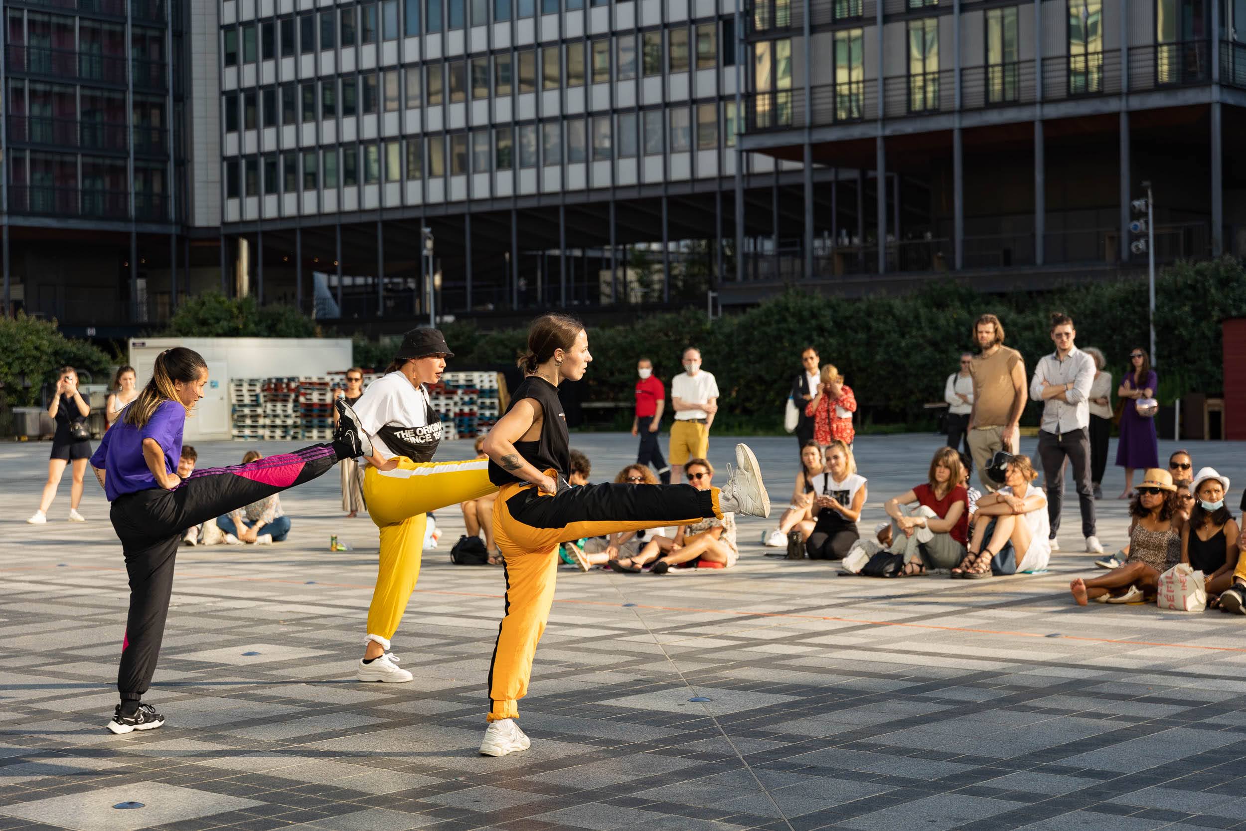 Découvrez les performances de l’Hyper Festival en - Ville de Paris