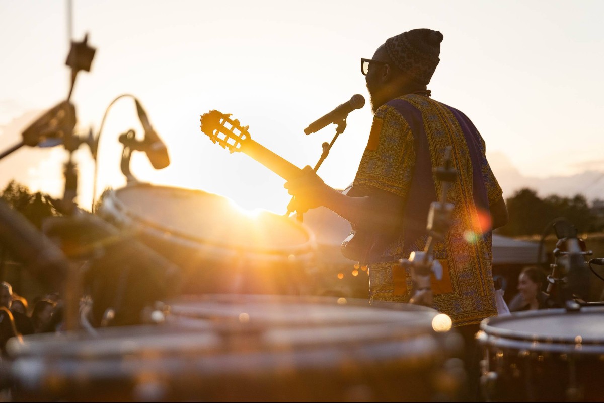 Découvrez les performances de l’Hyper Festival en - Ville de Paris