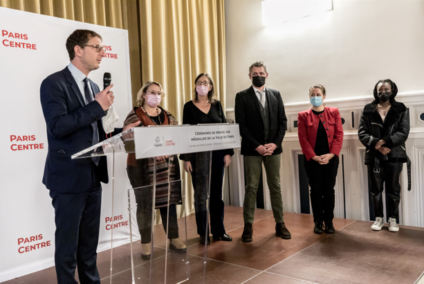 Retour en images sur la remise de la médaille - Mairie de Paris Centre