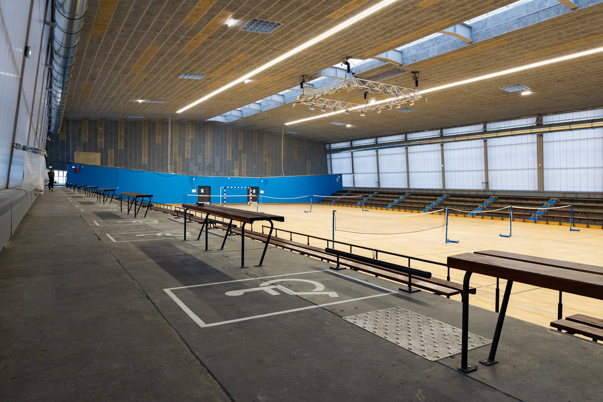 Le centre sportif Max-Rousié fait peau neuve pour les - Ville de Paris