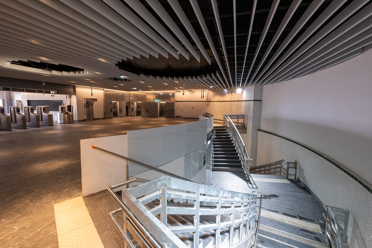 La ligne 11, prolongée de six stations, circule sur - Ville de Paris