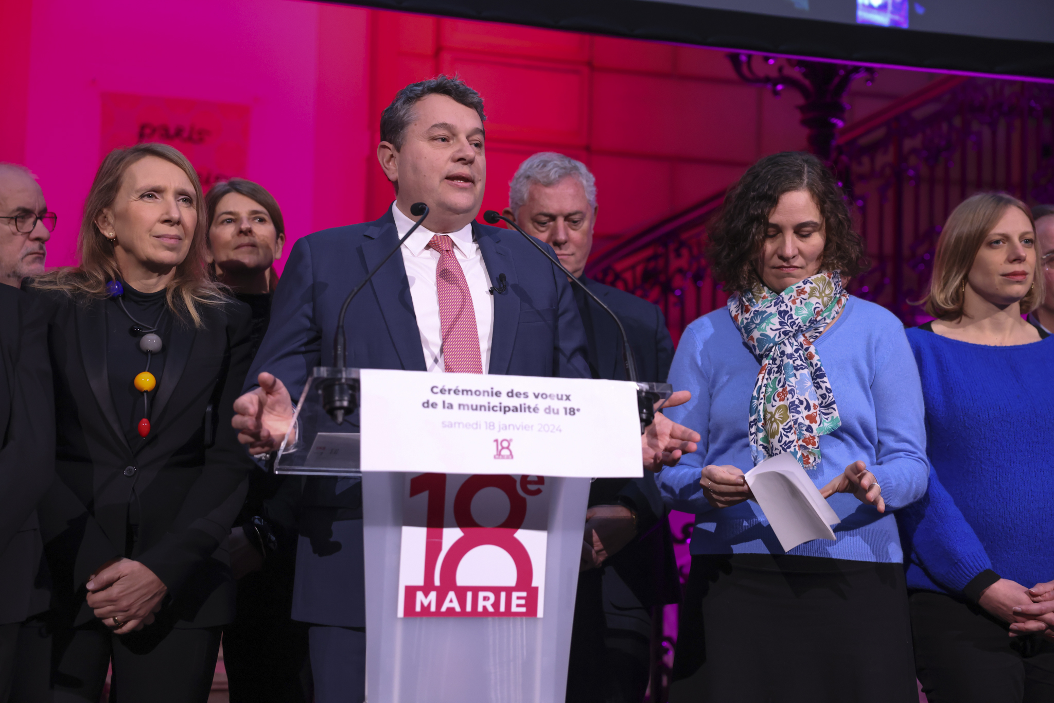 Bonne année 2025 ! - Mairie du 18ᵉ