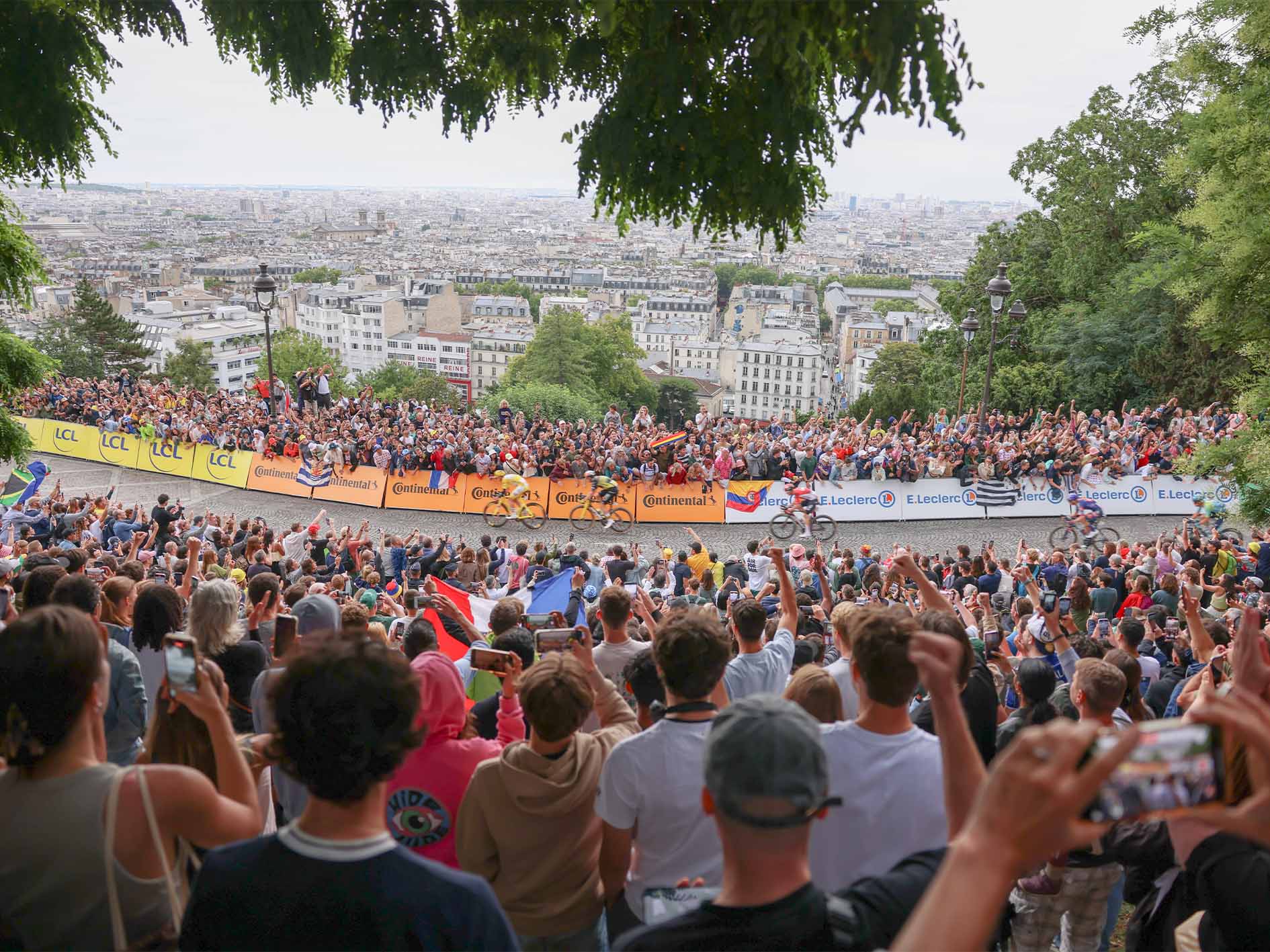Tour de France : passage dans le 18e - Mairie du 18ᵉ