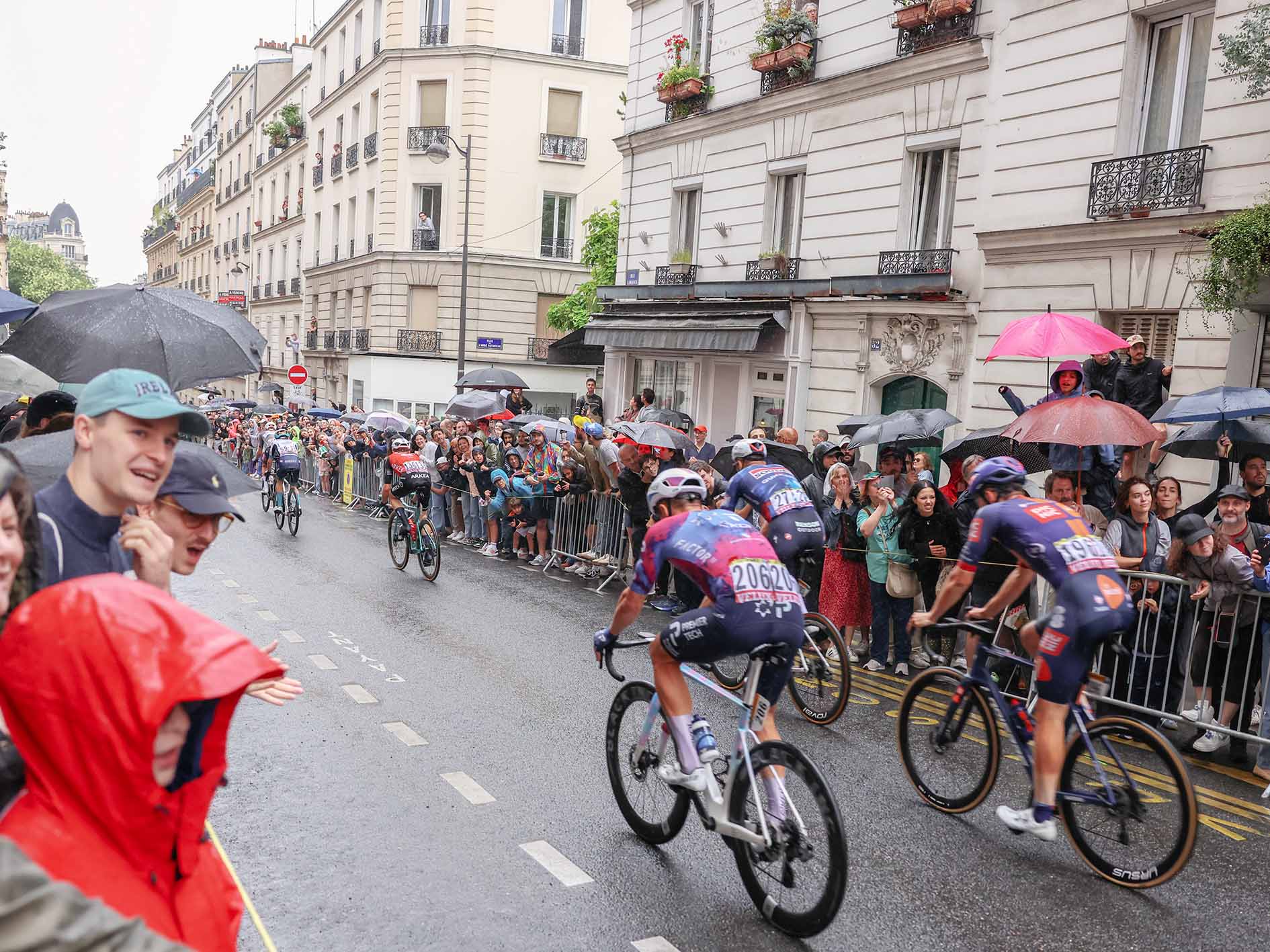 Tour de France : passage dans le 18e - Mairie du 18ᵉ