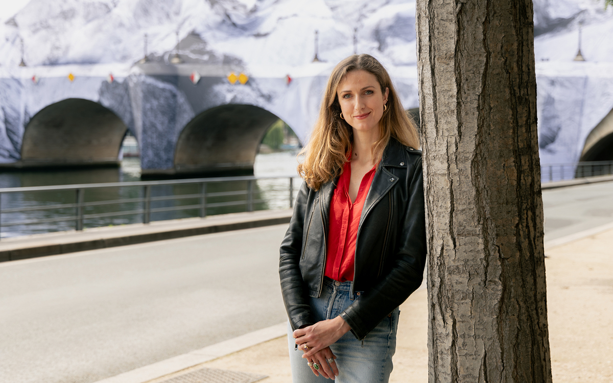 Following in the footsteps of Sarah Bouasse, creator - Ville de Paris